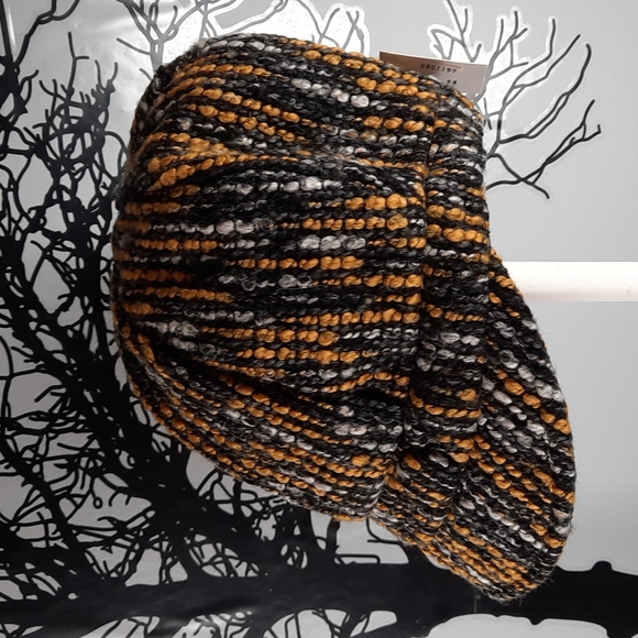 Trezo | Accessories | Gold Black Gray Paperboy Hat Outerwear Fun Cute ...